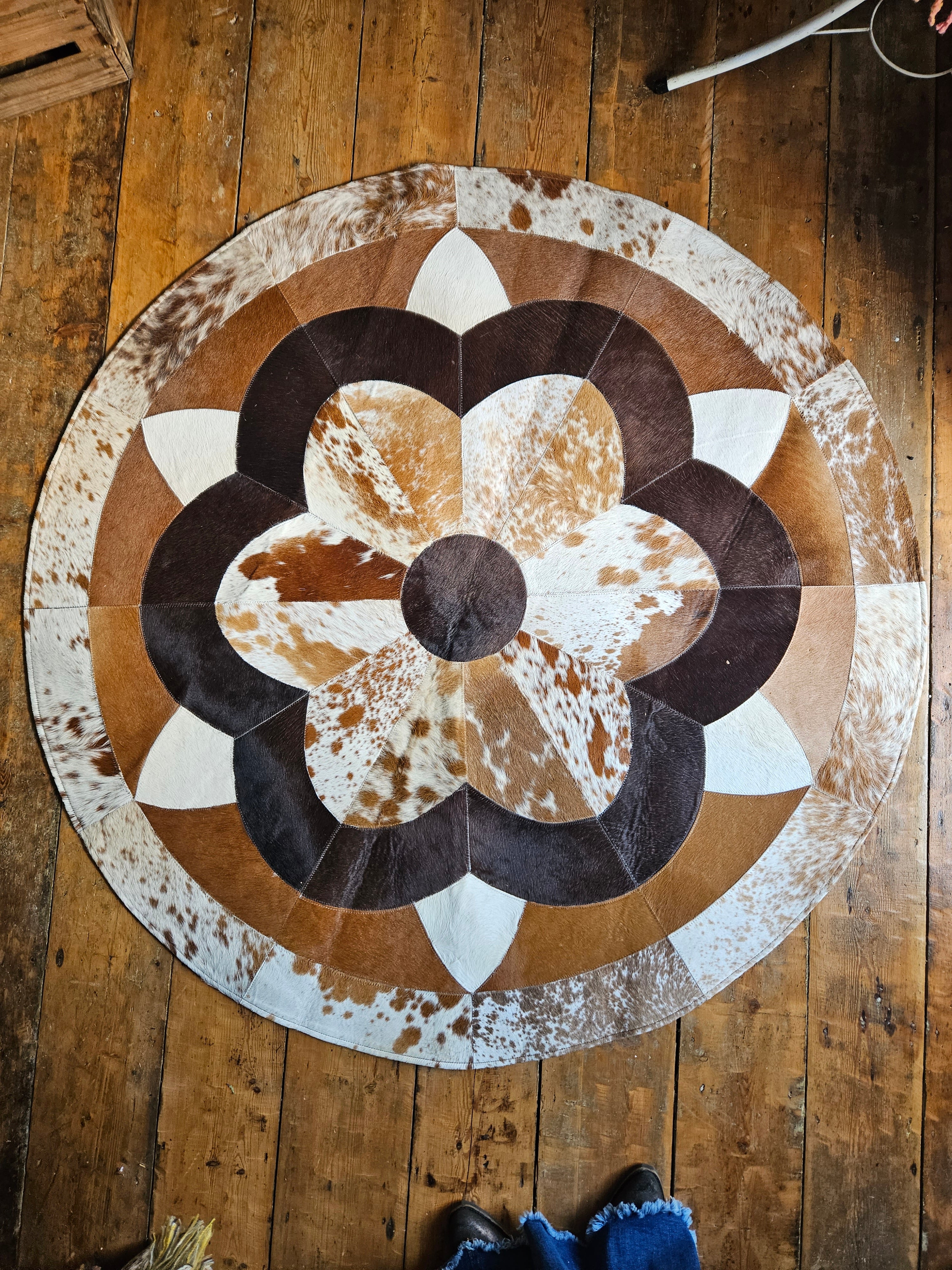 The Ultimate Guide to Selecting High-Quality Cowhide Products – Bethany ...